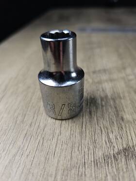 CMMT47500 CRAFTSMAN Drive Socket Shallow Box